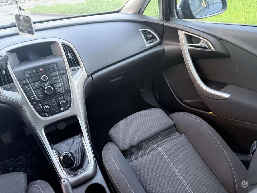 Zils Opel Astra 2010 Kauņa, ar dzinēja tilpumu 1.69 L un nobraukumu 262 tūkst. km par 1790 €, foto 15 vietnē AUTOMOTO.COM.LV