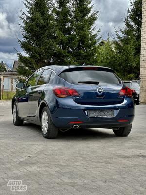 Zils Opel Astra 2010 Kretinga, ar dzinēja tilpumu 1.60 L un nobraukumu 280 tūkst. km par 4000 €, foto 7 vietnē AUTOMOTO.COM.LV