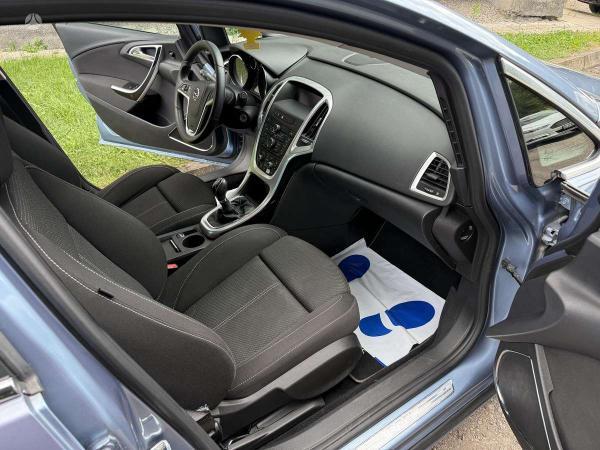 Zils Opel Astra 2010 Kauņa, ar dzinēja tilpumu 1.40 L un nobraukumu 203 tūkst. km par 2600 €, foto 10 vietnē AUTOMOTO.COM.LV