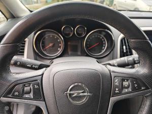 Zils Opel Astra 2010 Viļņa, ar dzinēja tilpumu 1.40 L un nobraukumu 124 tūkst. km par 1350 €, foto 5 vietnē AUTOMOTO.COM.LV