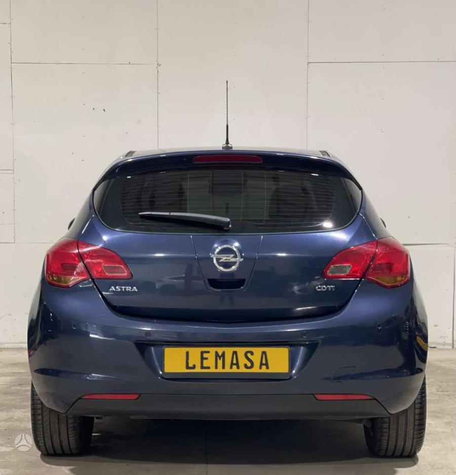 Zils Opel Astra 2010 Klaipėda, ar dzinēja tilpumu 1.69 L un nobraukumu 151 tūkst. km par 3999 €, foto 22 vietnē AUTOMOTO.COM.LV