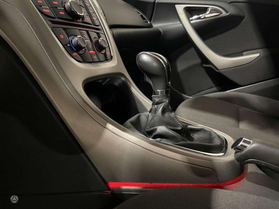 Zils Opel Astra 2010 Klaipėda, ar dzinēja tilpumu 1.69 L un nobraukumu 151 tūkst. km par 3999 €, foto 27 vietnē AUTOMOTO.COM.LV