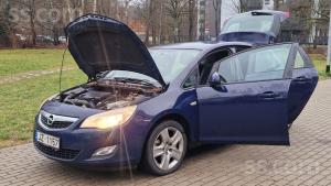Blue Opel Astra 2011 in Riga, with an engine capacity of 1.70 L and mileage of 0 thousand km for 1570 €, photo 13 on AUTOMOTO.COM.LV