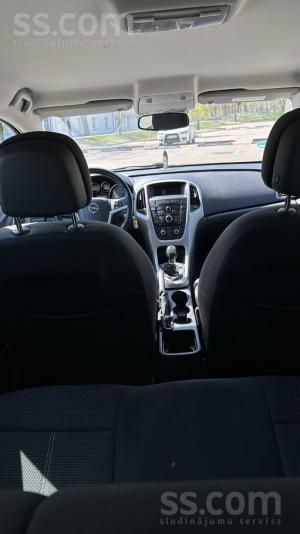 Zils Opel Astra 2011 Rīga, ar dzinēja tilpumu 1.70 L un nobraukumu 286 tūkst. km par 2900 €, foto 11 vietnē AUTOMOTO.COM.LV