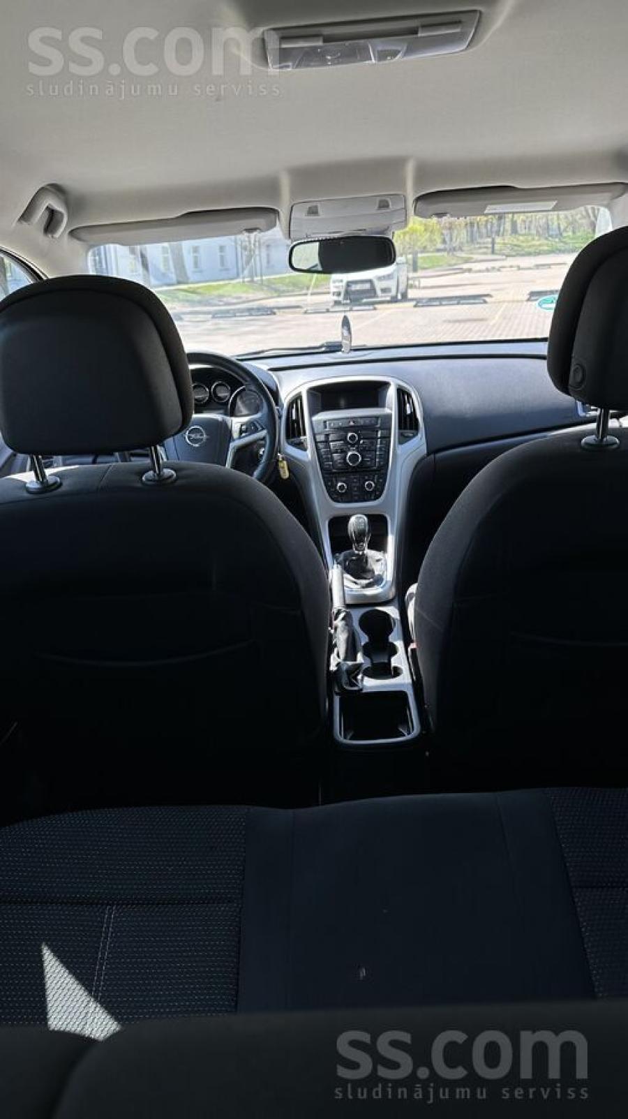 Zils Opel Astra 2011 Rīga, ar dzinēja tilpumu 1.70 L un nobraukumu 286 tūkst. km par 2900 €, foto 11 vietnē AUTOMOTO.COM.LV