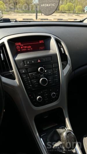 Zils Opel Astra 2011 Rīga, ar dzinēja tilpumu 1.70 L un nobraukumu 286 tūkst. km par 2900 €, foto 16 vietnē AUTOMOTO.COM.LV