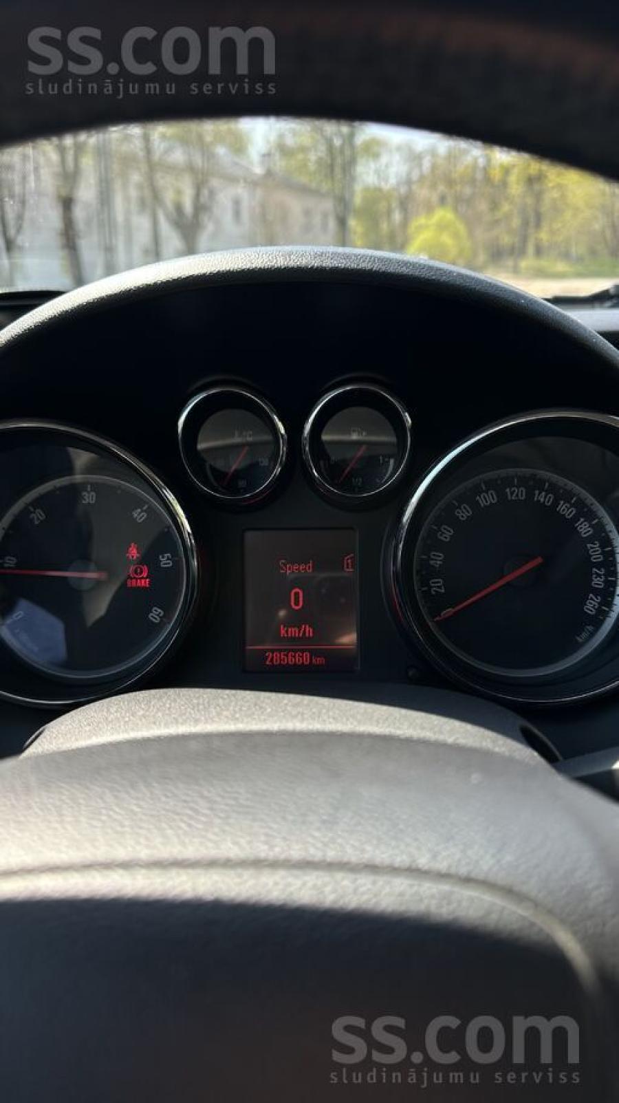 Zils Opel Astra 2011 Rīga, ar dzinēja tilpumu 1.70 L un nobraukumu 286 tūkst. km par 2900 €, foto 17 vietnē AUTOMOTO.COM.LV
