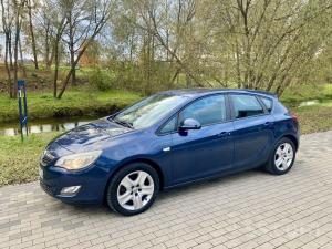 Zils Opel Astra 2011 Rēzekne, ar dzinēja tilpumu 1.70 L un nobraukumu 0 tūkst. km par 3850 €, foto 4 vietnē AUTOMOTO.COM.LV