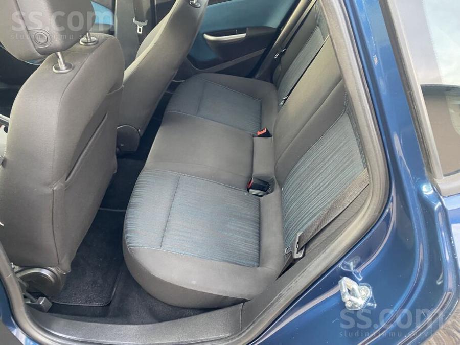 Zils Opel Astra 2011 Rēzekne, ar dzinēja tilpumu 1.70 L un nobraukumu 0 tūkst. km par 3850 €, foto 15 vietnē AUTOMOTO.COM.LV