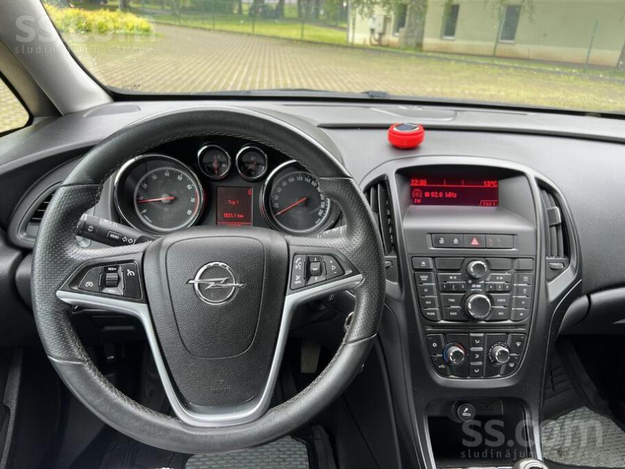 Zils Opel Astra 2011 Cēsis, ar dzinēja tilpumu 1.40 L un nobraukumu 223 tūkst. km par 3500 €, foto 19 vietnē AUTOMOTO.COM.LV