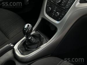 Blue Opel Astra 2012 in Cesis, with an engine capacity of 1.40 L and mileage of 275 thousand km for 4200 €, photo 13 on AUTOMOTO.COM.LV