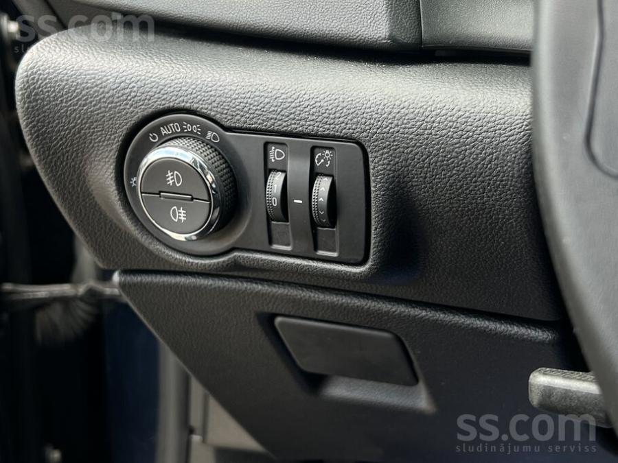 Blue Opel Astra 2012 in Cesis, with an engine capacity of 1.40 L and mileage of 275 thousand km for 4200 €, photo 14 on AUTOMOTO.COM.LV
