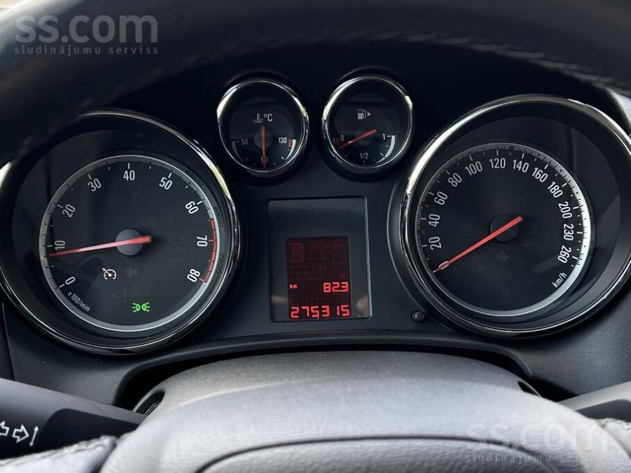 Blue Opel Astra 2012 in Cesis, with an engine capacity of 1.40 L and mileage of 275 thousand km for 4200 €, photo 24 on AUTOMOTO.COM.LV