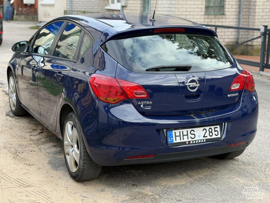 Zils Opel Astra 2012 Kauņa, ar dzinēja tilpumu 1.20 L un nobraukumu 242 tūkst. km par 1500 €, foto 6 vietnē AUTOMOTO.COM.LV