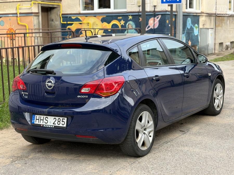 Zils Opel Astra 2012 Kauņa, ar dzinēja tilpumu 1.20 L un nobraukumu 242 tūkst. km par 1500 €, foto 7 vietnē AUTOMOTO.COM.LV