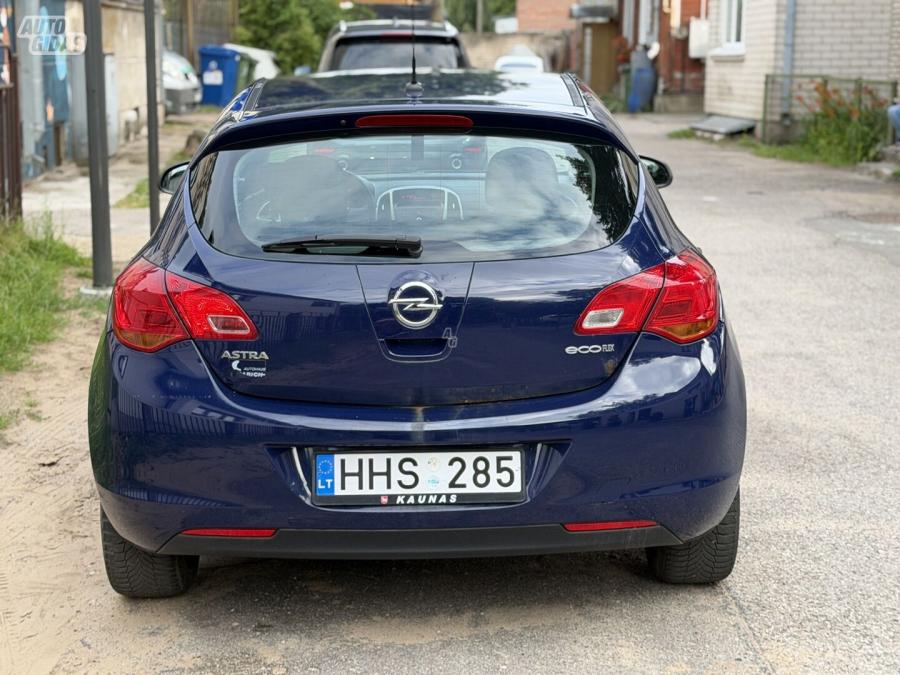 Zils Opel Astra 2012 Kauņa, ar dzinēja tilpumu 1.20 L un nobraukumu 242 tūkst. km par 1500 €, foto 8 vietnē AUTOMOTO.COM.LV