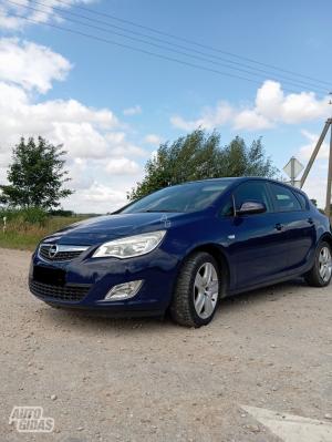 Blue Opel Astra 2013 in Kazlu Ruda, with an engine capacity of 1.20 L and mileage of 241 thousand km for 2149 €, photo  on AUTOMOTO.COM.LV