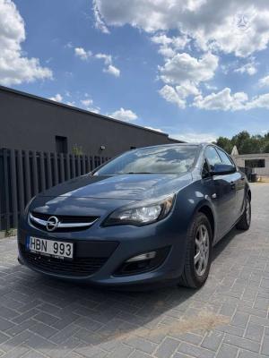 Blue Opel Astra 2014 in Vilnius, with an engine capacity of 1.60 L and mileage of 177 thousand km for 3100 €, photo  on AUTOMOTO.COM.LV