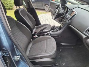 Blue Opel Astra 2014 in Siauliai, with an engine capacity of 1.60 L and mileage of 258 thousand km for 4650 €, photo 14 on AUTOMOTO.COM.LV