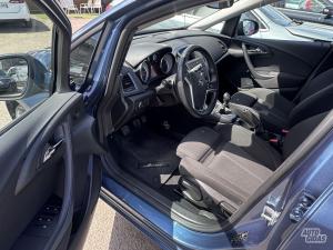 Blue Opel Astra 2015 in Kaunas, with an engine capacity of 1.60 L and mileage of 159 thousand km for 4850 €, photo 9 on AUTOMOTO.COM.LV