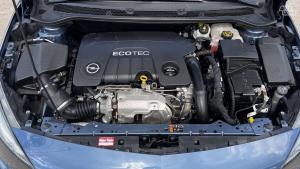 Blue Opel Astra 2015 in Kaunas, with an engine capacity of 1.60 L and mileage of 159 thousand km for 4850 €, photo 12 on AUTOMOTO.COM.LV