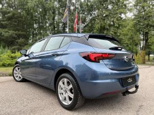 Blue Opel Astra 2016 in Kazlu Ruda, with an engine capacity of 1.60 L and mileage of 237 thousand km for 5500 €, photo 9 on AUTOMOTO.COM.LV