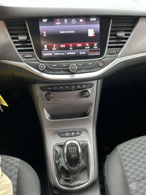 Blue Opel Astra 2016 in Kazlu Ruda, with an engine capacity of 1.60 L and mileage of 237 thousand km for 5500 €, photo 17 on AUTOMOTO.COM.LV