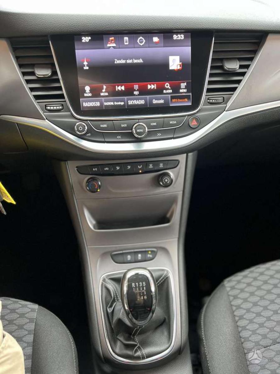Blue Opel Astra 2016 in Kazlu Ruda, with an engine capacity of 1.60 L and mileage of 237 thousand km for 5500 €, photo 17 on AUTOMOTO.COM.LV
