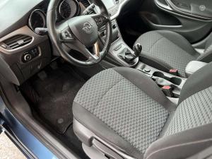 Blue Opel Astra 2016 in Kazlu Ruda, with an engine capacity of 1.60 L and mileage of 237 thousand km for 5500 €, photo 19 on AUTOMOTO.COM.LV