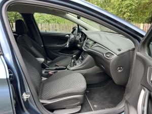 Blue Opel Astra 2016 in Kaunas, with an engine capacity of 1.00 L and mileage of 130 thousand km for 5700 €, photo 6 on AUTOMOTO.COM.LV