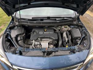 Blue Opel Astra 2016 in Kaunas, with an engine capacity of 1.00 L and mileage of 130 thousand km for 5700 €, photo 12 on AUTOMOTO.COM.LV
