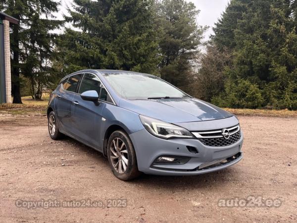 Blue Opel Astra 2017 in Tallinn, with an engine capacity of 1.40 L and mileage of 250 thousand km for 4200 €, photo 3 on AUTOMOTO.COM.LV