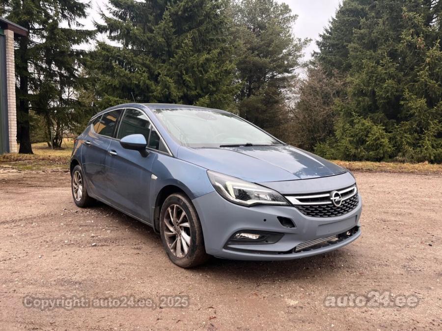 Blue Opel Astra 2017 in Tallinn, with an engine capacity of 1.40 L and mileage of 250 thousand km for 4200 €, photo 3 on AUTOMOTO.COM.LV