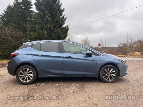 Blue Opel Astra 2017 in Tallinn, with an engine capacity of 1.40 L and mileage of 250 thousand km for 4200 €, photo 4 on AUTOMOTO.COM.LV