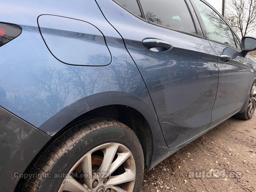 Blue Opel Astra 2017 in Tallinn, with an engine capacity of 1.40 L and mileage of 250 thousand km for 4200 €, photo 6 on AUTOMOTO.COM.LV