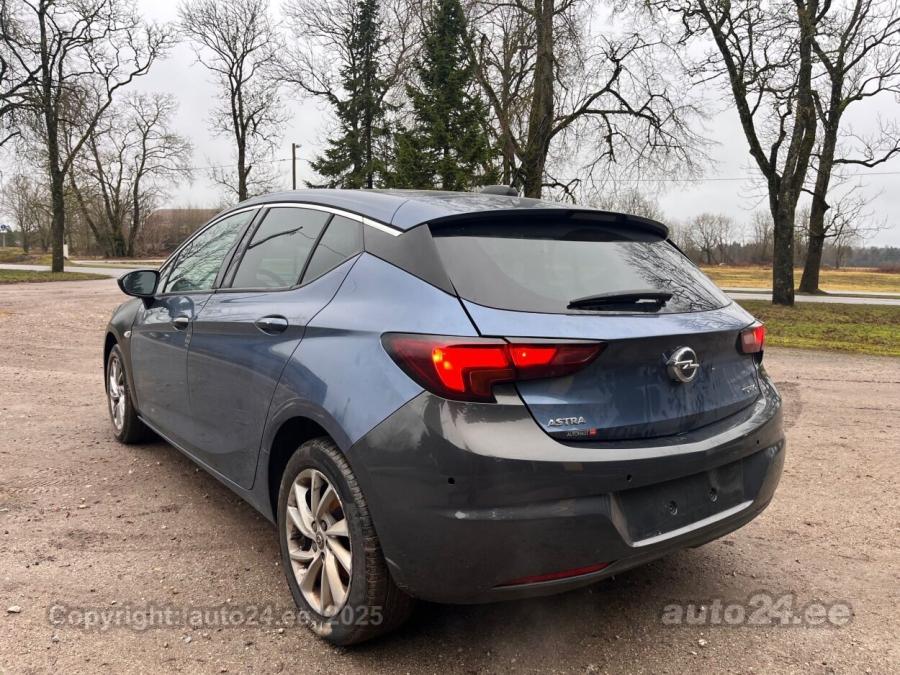 Blue Opel Astra 2017 in Tallinn, with an engine capacity of 1.40 L and mileage of 250 thousand km for 4200 €, photo 9 on AUTOMOTO.COM.LV