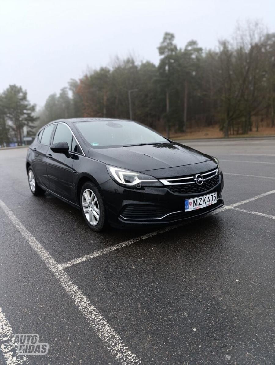 Blue Opel Astra 2017 in Kaunas, with an engine capacity of 1.60 L and mileage of 298 thousand km for 6800 €, photo 2 on AUTOMOTO.COM.LV
