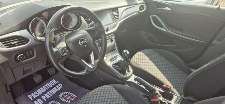 Blue Opel Astra 2017 in Kaunas, with an engine capacity of 1.60 L and mileage of 108 thousand km for 5550 €, photo 8 on AUTOMOTO.COM.LV