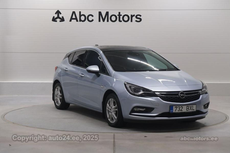 Blue Opel Astra 2018 in Tallinn, with an engine capacity of 1.40 L and mileage of 110 thousand km for 10490 €, photo 3 on AUTOMOTO.COM.LV