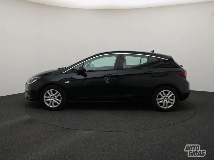 Blue Opel Astra 2019 in Vilnius, with an engine capacity of 1.60 L and mileage of 100 thousand km for 9999 €, photo 7 on AUTOMOTO.COM.LV