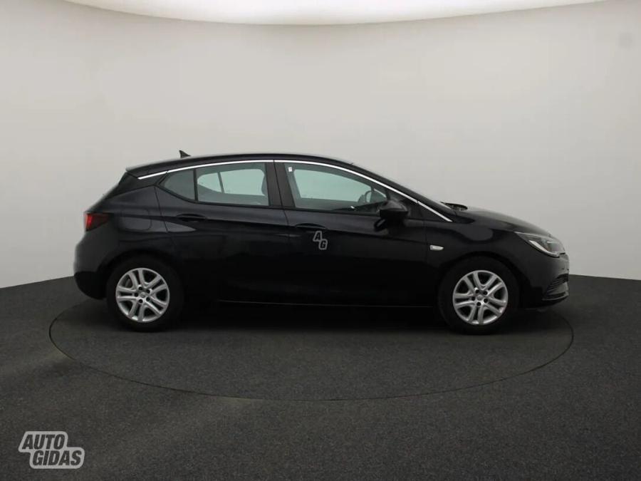 Blue Opel Astra 2019 in Vilnius, with an engine capacity of 1.60 L and mileage of 100 thousand km for 9999 €, photo 10 on AUTOMOTO.COM.LV