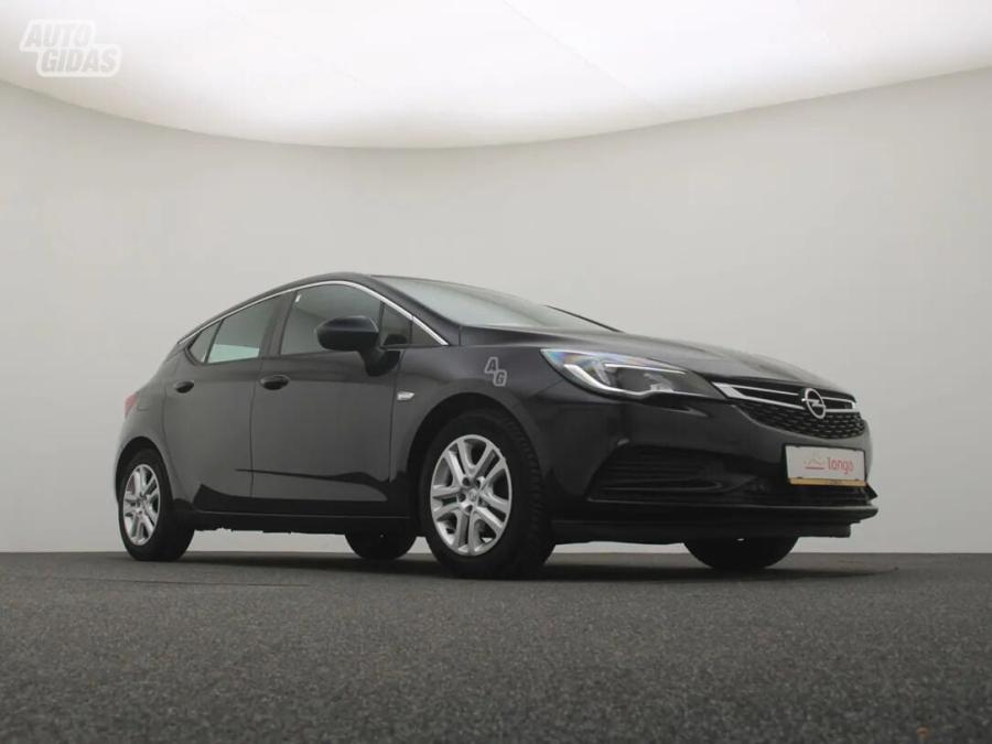 Blue Opel Astra 2019 in Vilnius, with an engine capacity of 1.60 L and mileage of 100 thousand km for 9999 €, photo 12 on AUTOMOTO.COM.LV