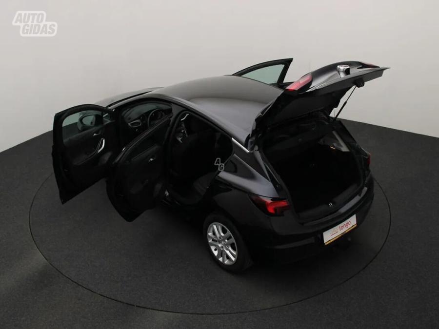 Blue Opel Astra 2019 in Vilnius, with an engine capacity of 1.60 L and mileage of 100 thousand km for 9999 €, photo 14 on AUTOMOTO.COM.LV