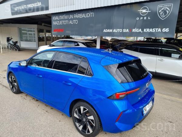 Синий Опель Астра 2022 в Рига, объемом двигателя 1.20 л и пробегом 99 тыс. км за 15500 €, фото 4 на AUTOMOTO.COM.LV
