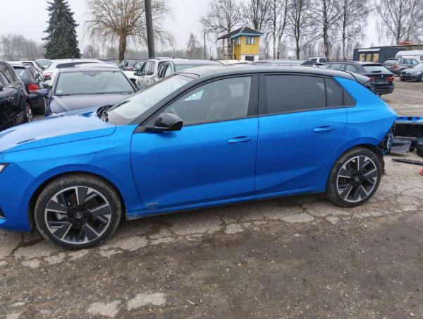Zils Opel Astra 2024 Marijampole, ar dzinēja tilpumu 0.00 L un nobraukumu 18 tūkst. km par 14000 €, foto 5 vietnē AUTOMOTO.COM.LV