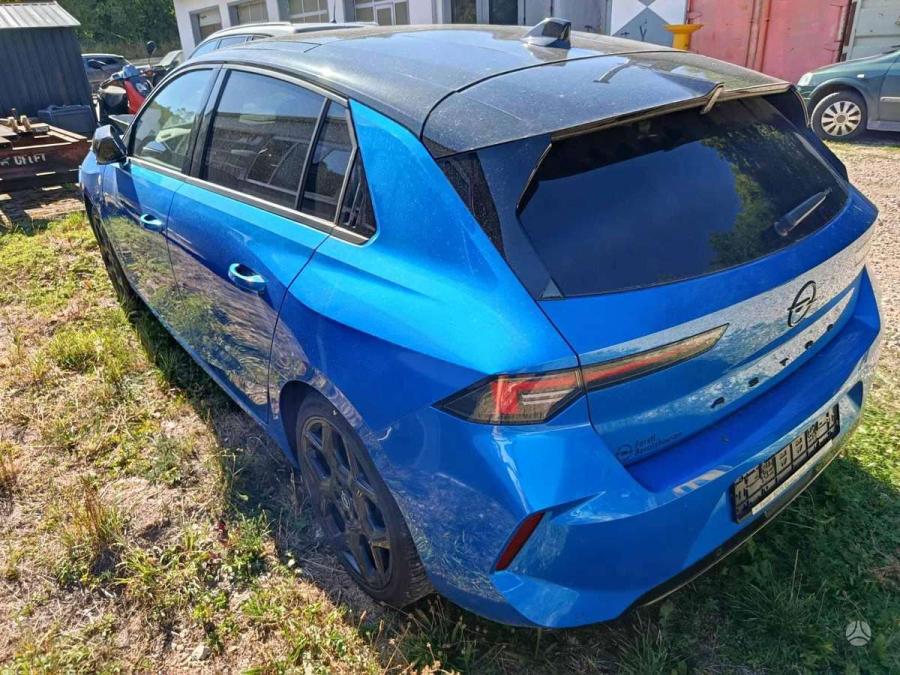 Blue Opel Astra 2024 in Vilnius, with an engine capacity of 1.20 L and mileage of 30 thousand km for 13000 €, photo 10 on AUTOMOTO.COM.LV