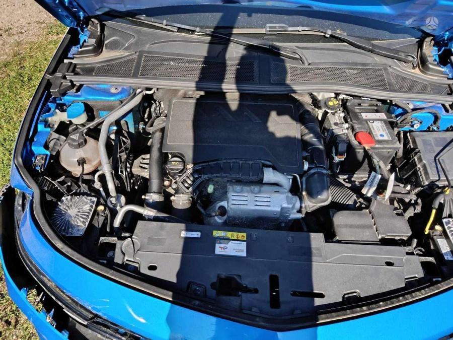 Blue Opel Astra 2024 in Vilnius, with an engine capacity of 1.20 L and mileage of 30 thousand km for 13000 €, photo 16 on AUTOMOTO.COM.LV