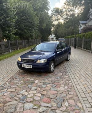Blue Opel Astra 2000 in Liepaja, with an engine capacity of 1.60 L and mileage of 350 thousand km for 600 €, photo  on AUTOMOTO.COM.LV