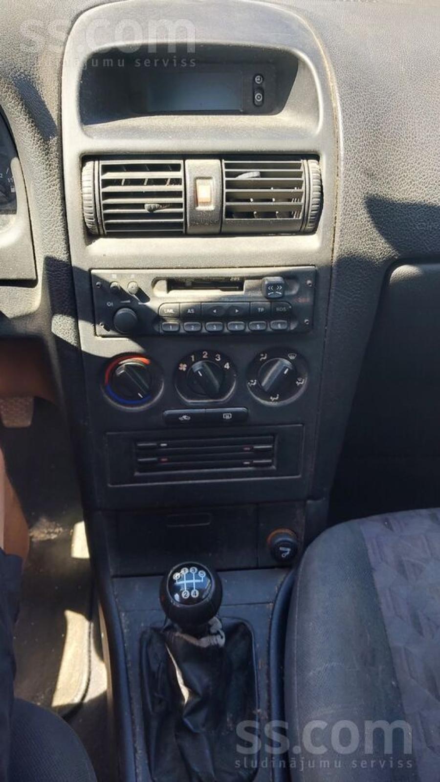 Zils Opel Astra 2001 Alūksne, ar dzinēja tilpumu 1.60 L un nobraukumu 0 tūkst. km par 1350 €, foto 18 vietnē AUTOMOTO.COM.LV