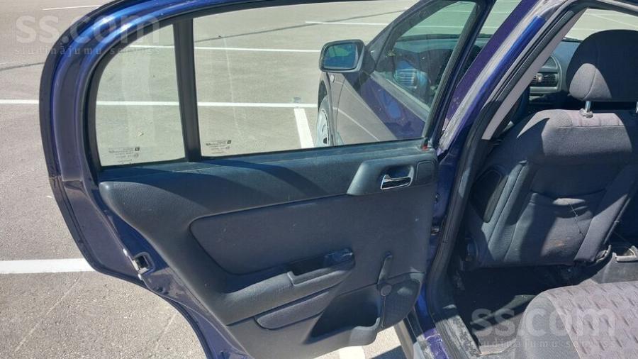 Zils Opel Astra 2001 Alūksne, ar dzinēja tilpumu 1.60 L un nobraukumu 0 tūkst. km par 1350 €, foto 20 vietnē AUTOMOTO.COM.LV